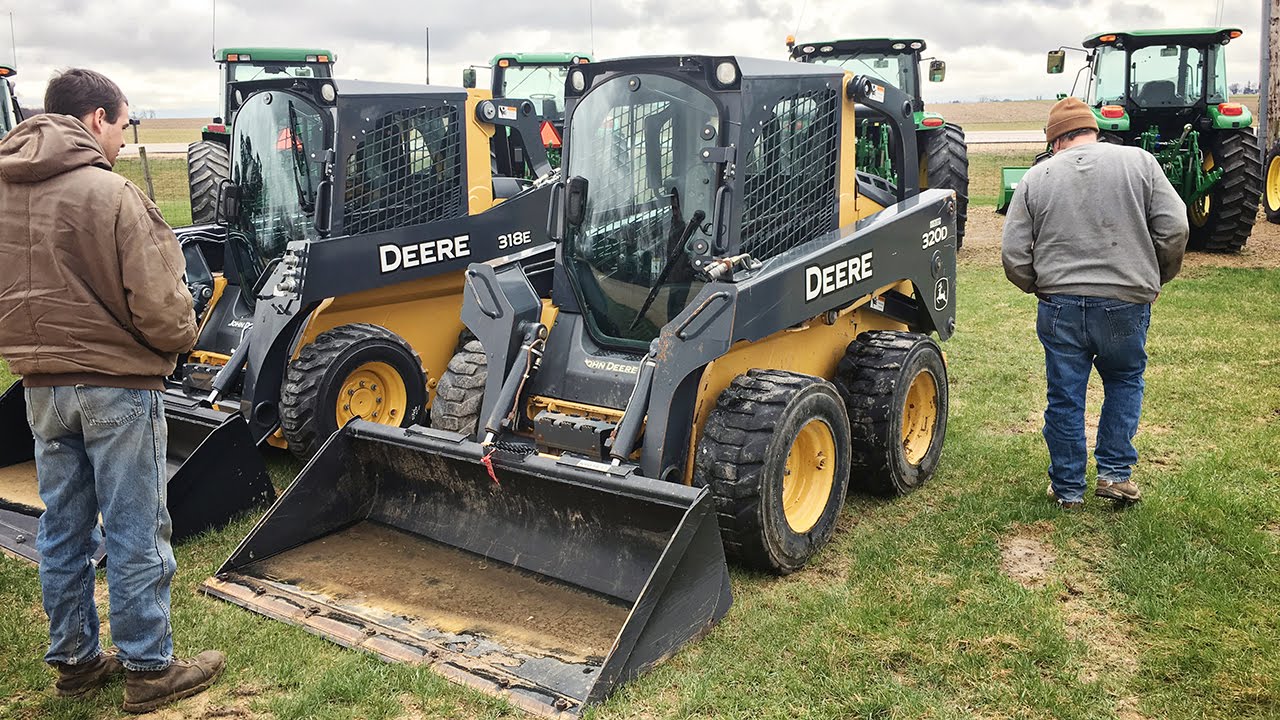 Skidsteer Shopping! - John Deere 320D - YouTube