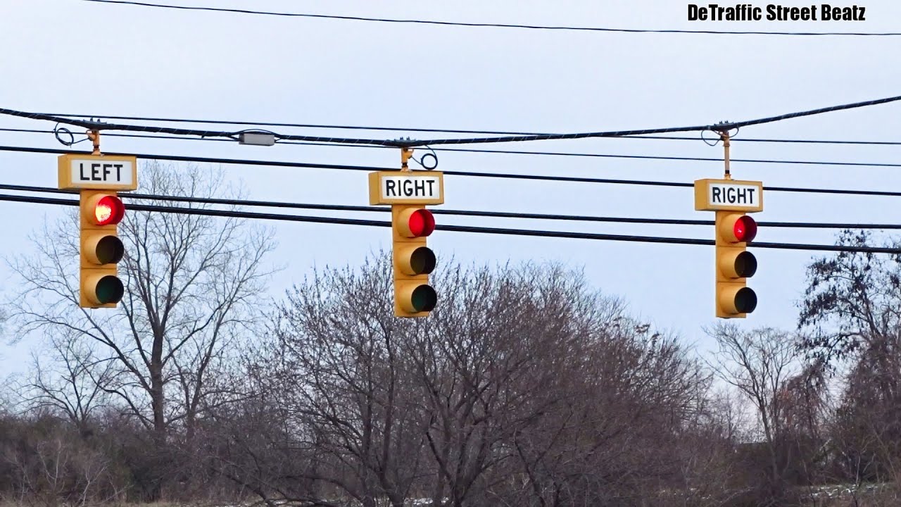 Traffic Lights Left & Right Turn with Advanced Flashing Signal ...