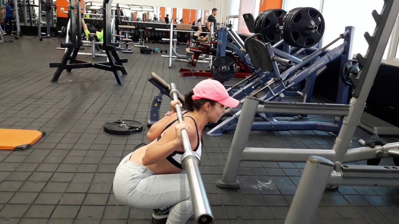 Sentadilla Tradicional Técnica - YouTube