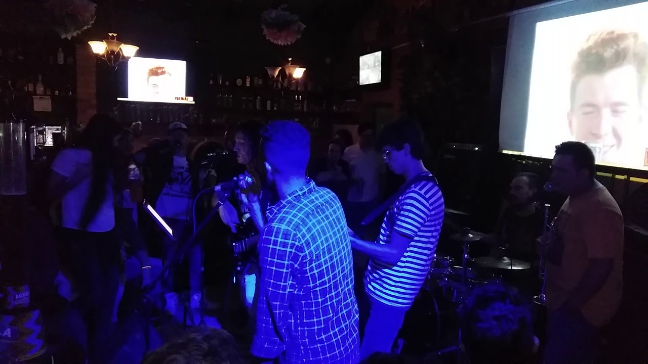 Camilo Mayorga tributo a caifanes - YouTube