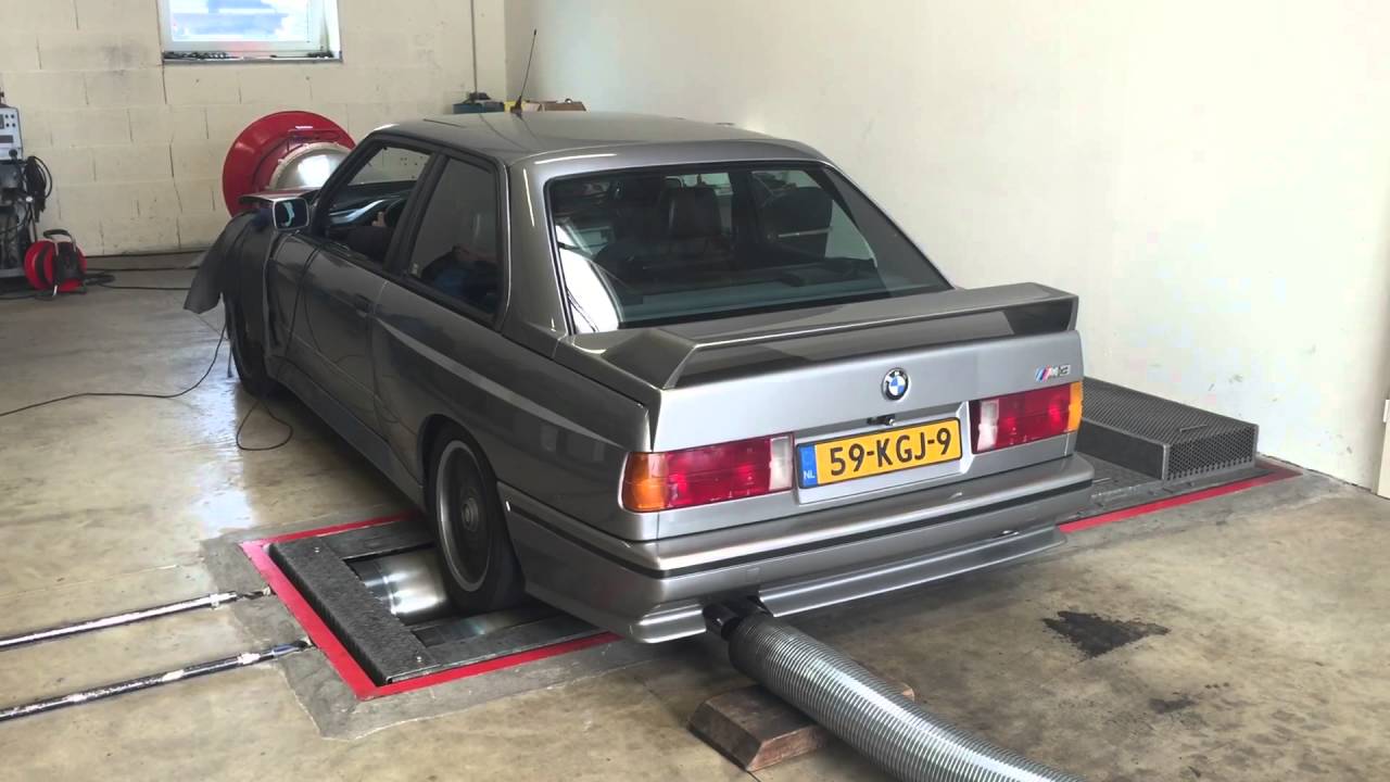 BMW E30 M3 dyno after rebuild engine - YouTube