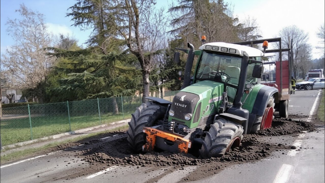 Tractor Fell Into The Mud / Stupid Tractor Accident | Professional Vs ...