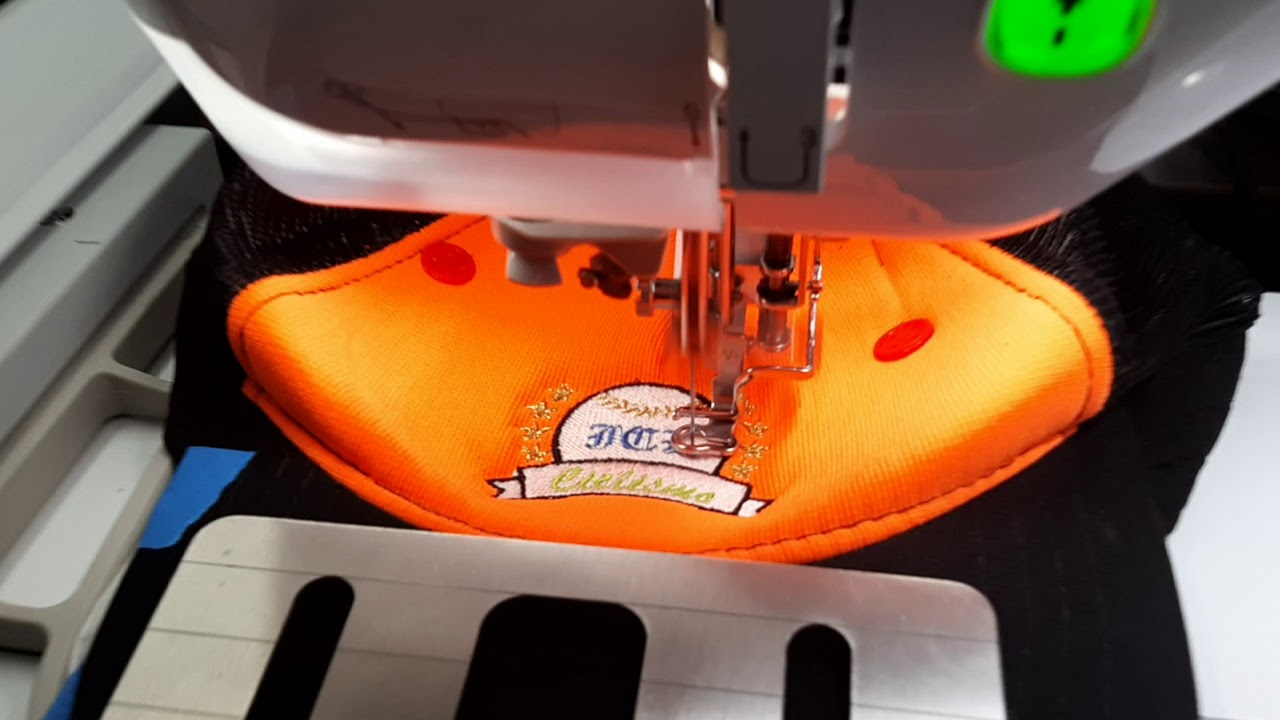 Bordando boné na brother com bastidor de bonés - YouTube