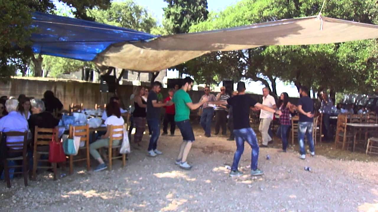 ΓΚΟΒΑΡΗΣ ΣΤΟ ΠΑΛΙΟΧΩΡΙ ΑΝΤΑΜΩΣΑ ΣΤΗ ΡΙΖΑ Σ'ΕΝΑ ΕΛΑΤΟ - YouTube