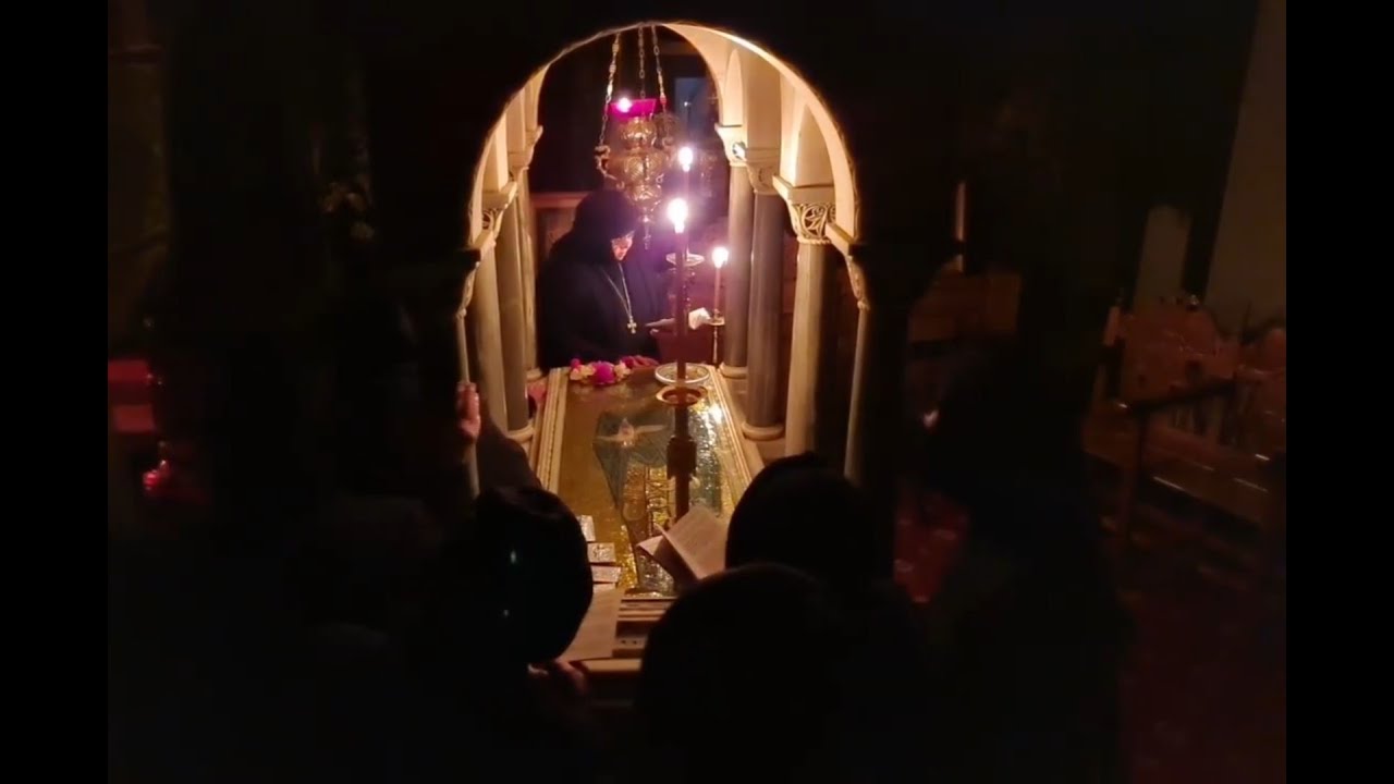 ΠΑΡΑΚΛΗΣΗ ΣΤΟΝ ΤΑΦΟ ΤΟΥ ΑΓΙΟΥ ΡΑΦΑΗΛ - YouTube