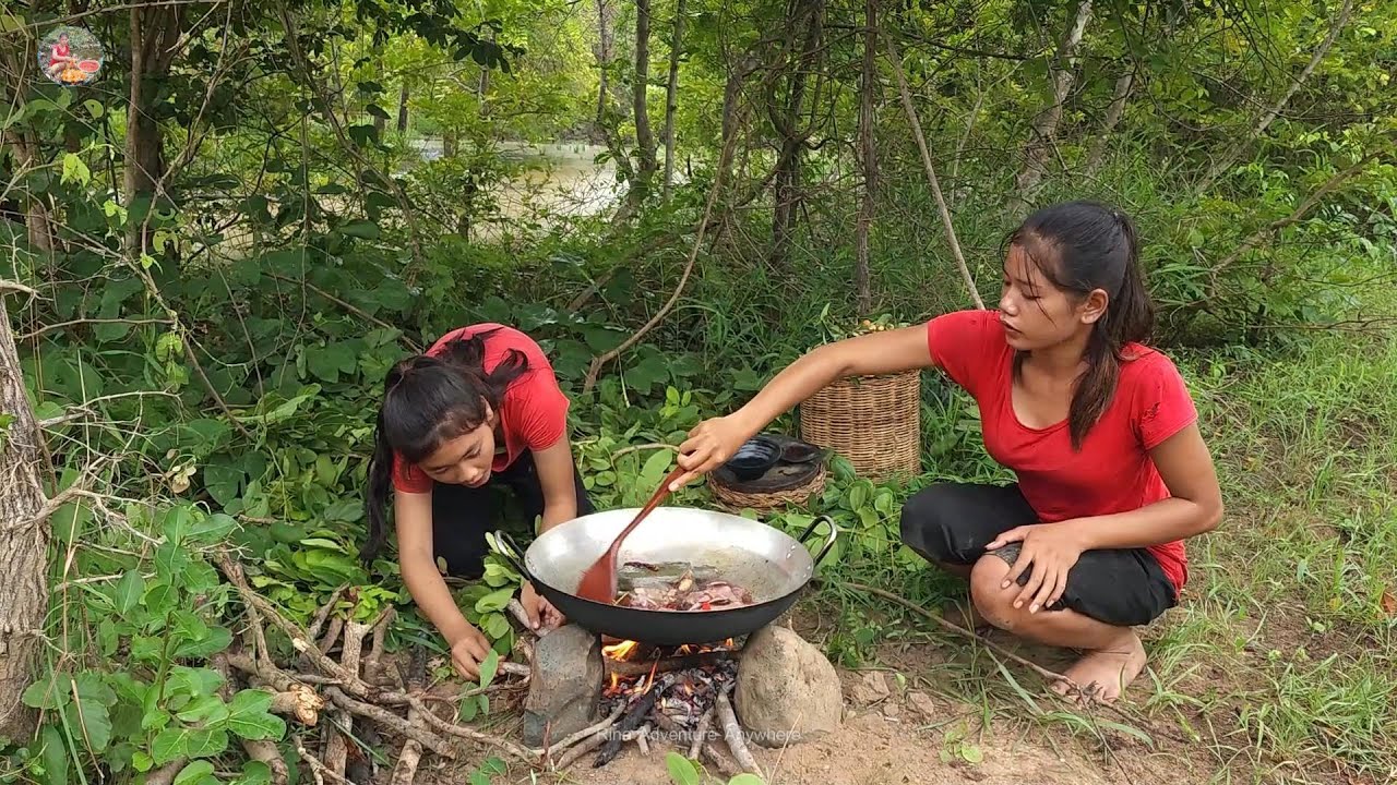 Cooking Unique Turtle and Squails spicy recipe and eating yummy yummy ...