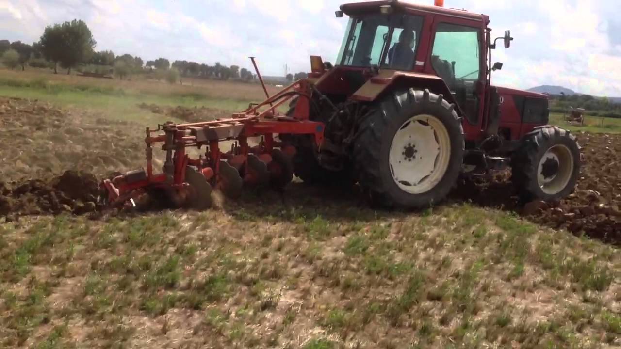Fiat f110 con aratro a 4 dischi (parte5) - YouTube