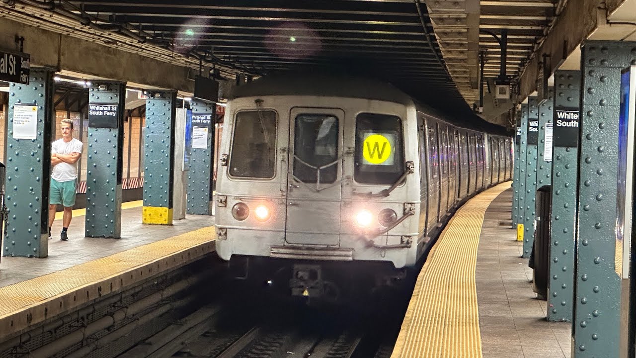 A Half Century of the R46 Subway Car and the Beginning of the End - YouTube