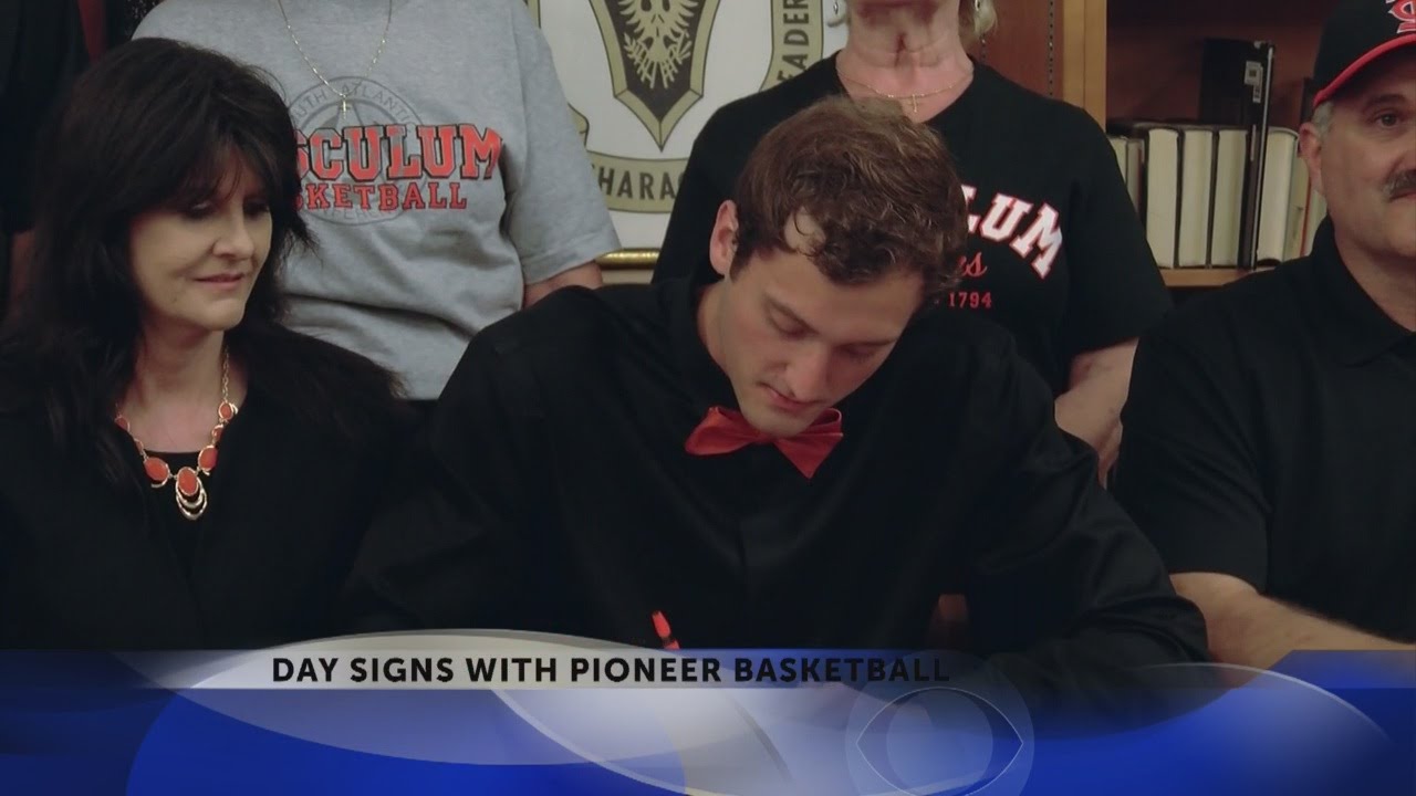 Crockett's Dustin Day signs with Tusculum - YouTube