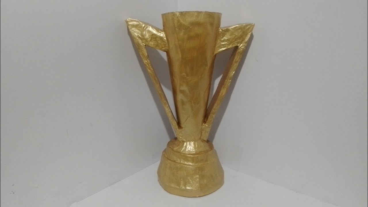 Haciendo el trofeo de la copa oro - YouTube