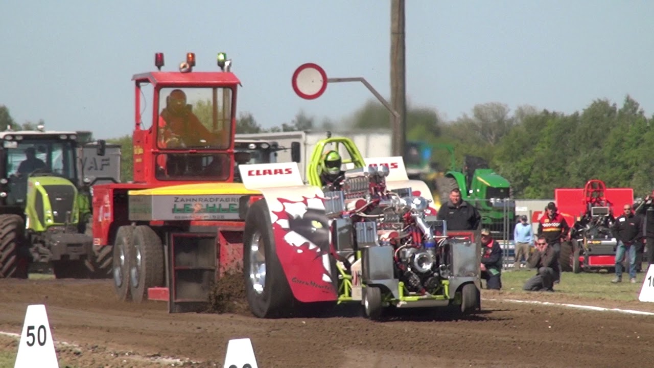 Green Monster Tractor Pulling Germany 1984 - 2018 by MrJo - YouTube