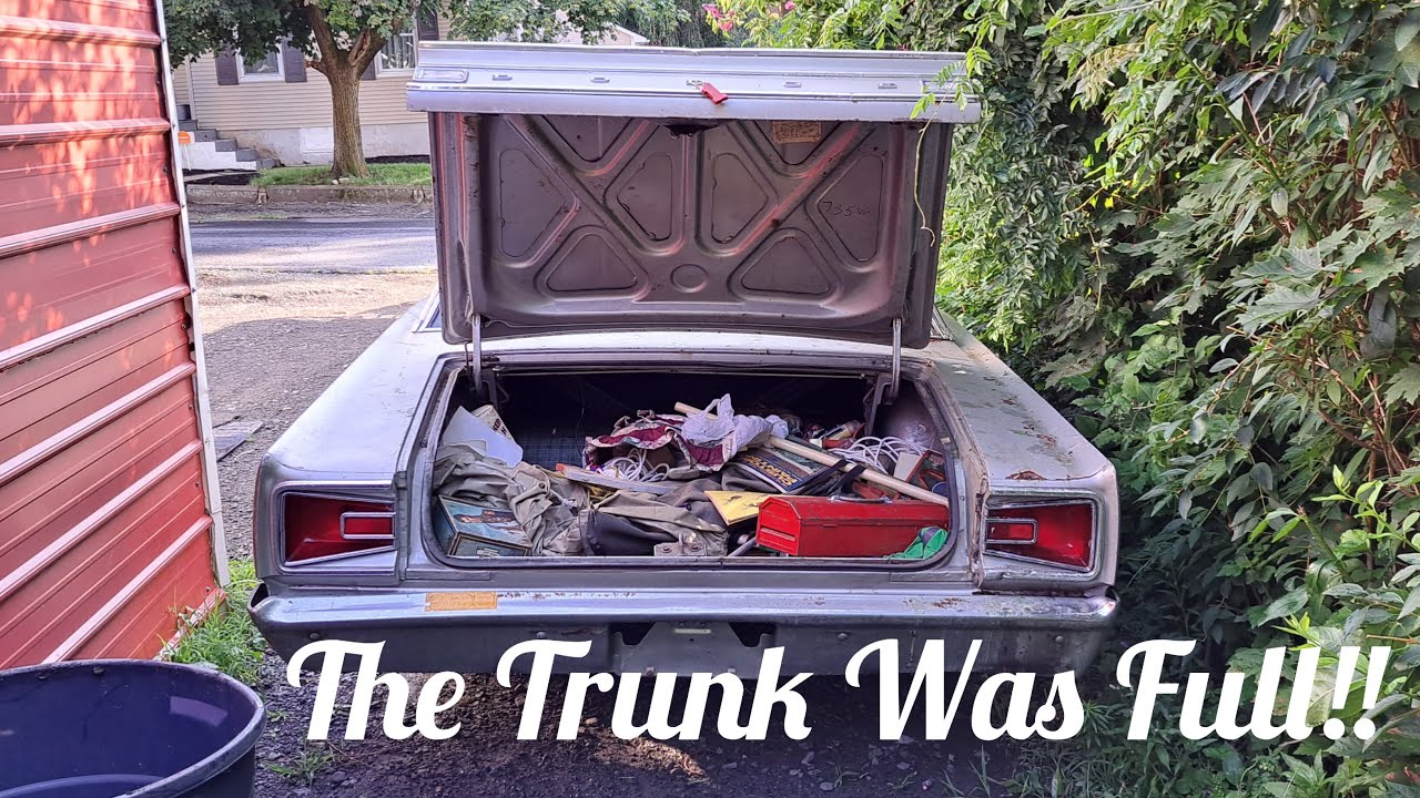 There is Junk in My Trunk! Cleaning out the Coronet Trunk - YouTube