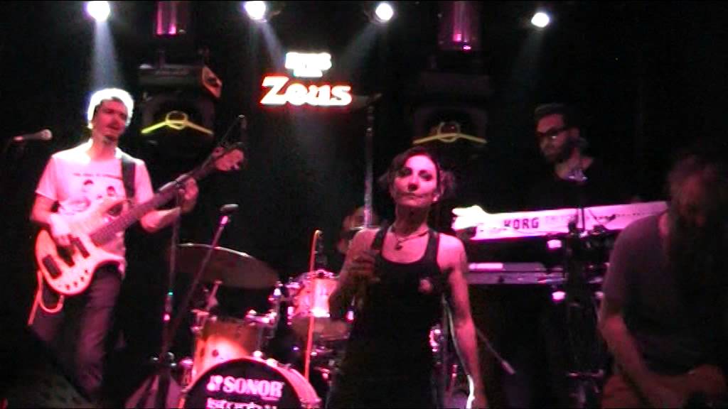özlem tekin - bahar (zeus - 04.05.2012) - YouTube