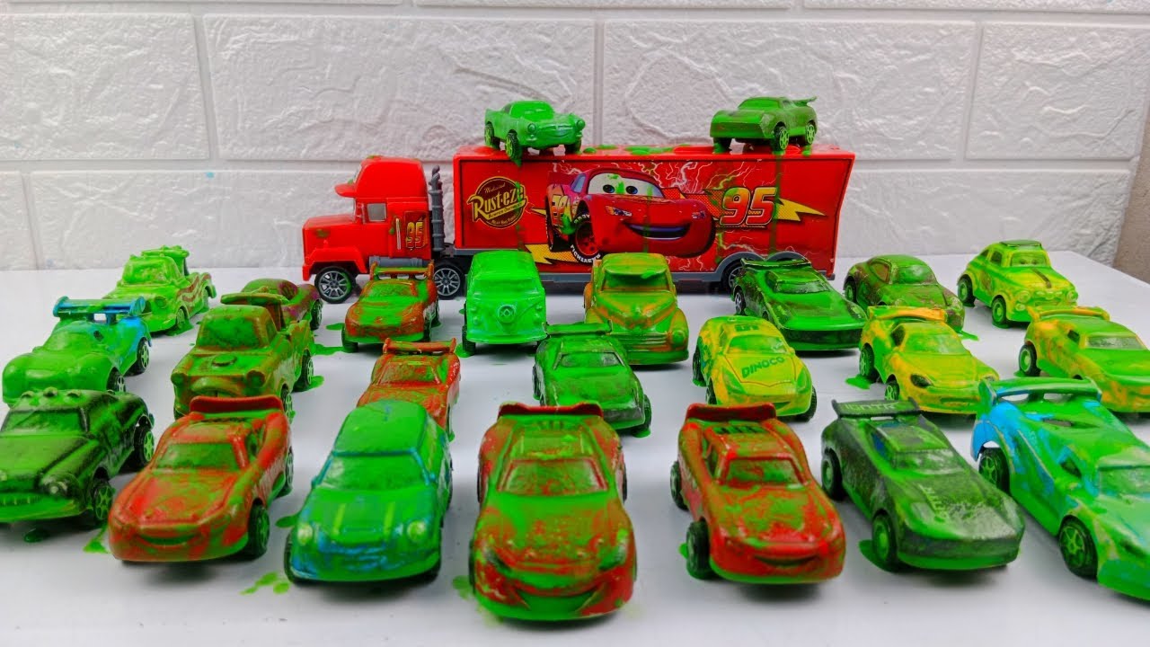 Disney Pixarcars clean Mcqueen and his friends from the mud - YouTube