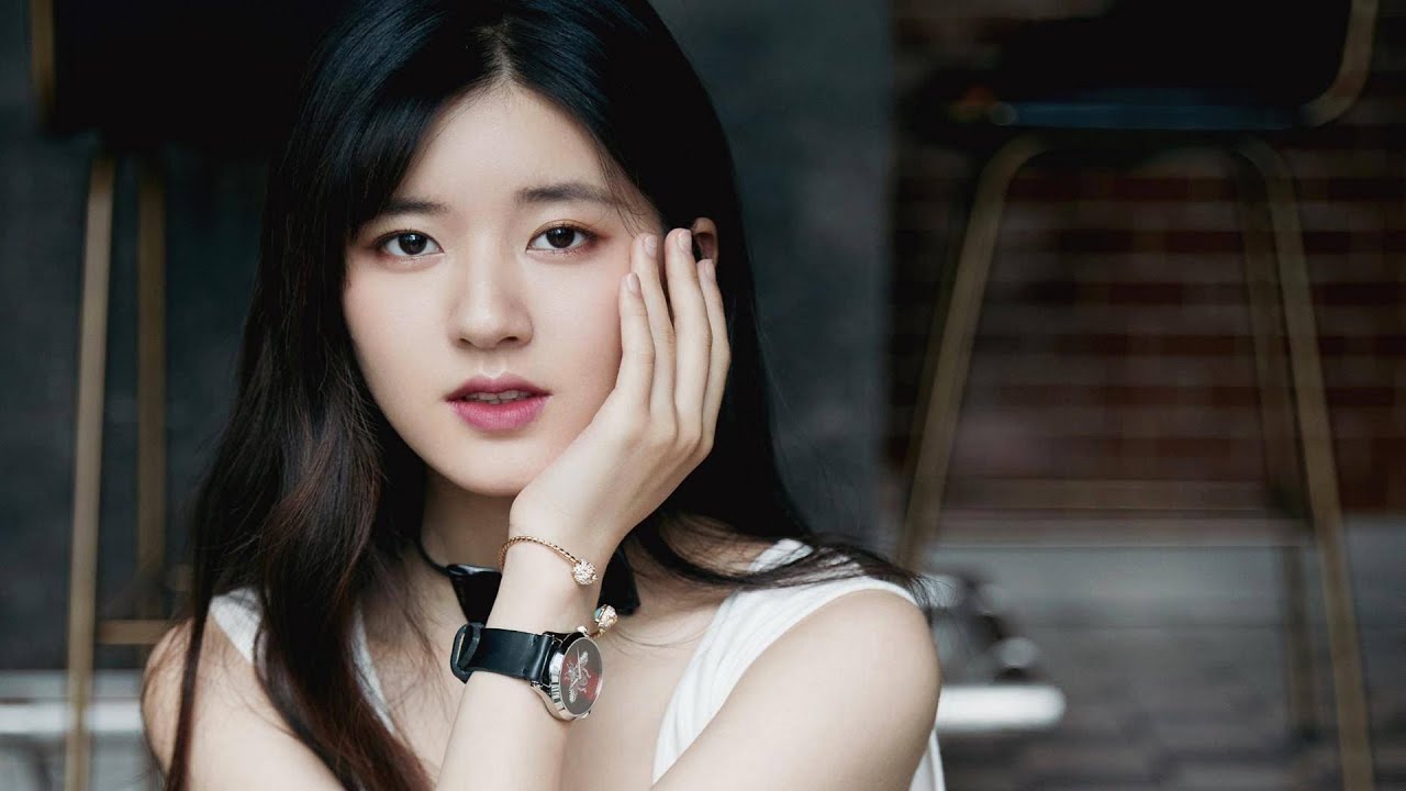 Chen Weiting called Zhao Lusi the hot money queen, this senior is very stalking - YouTube