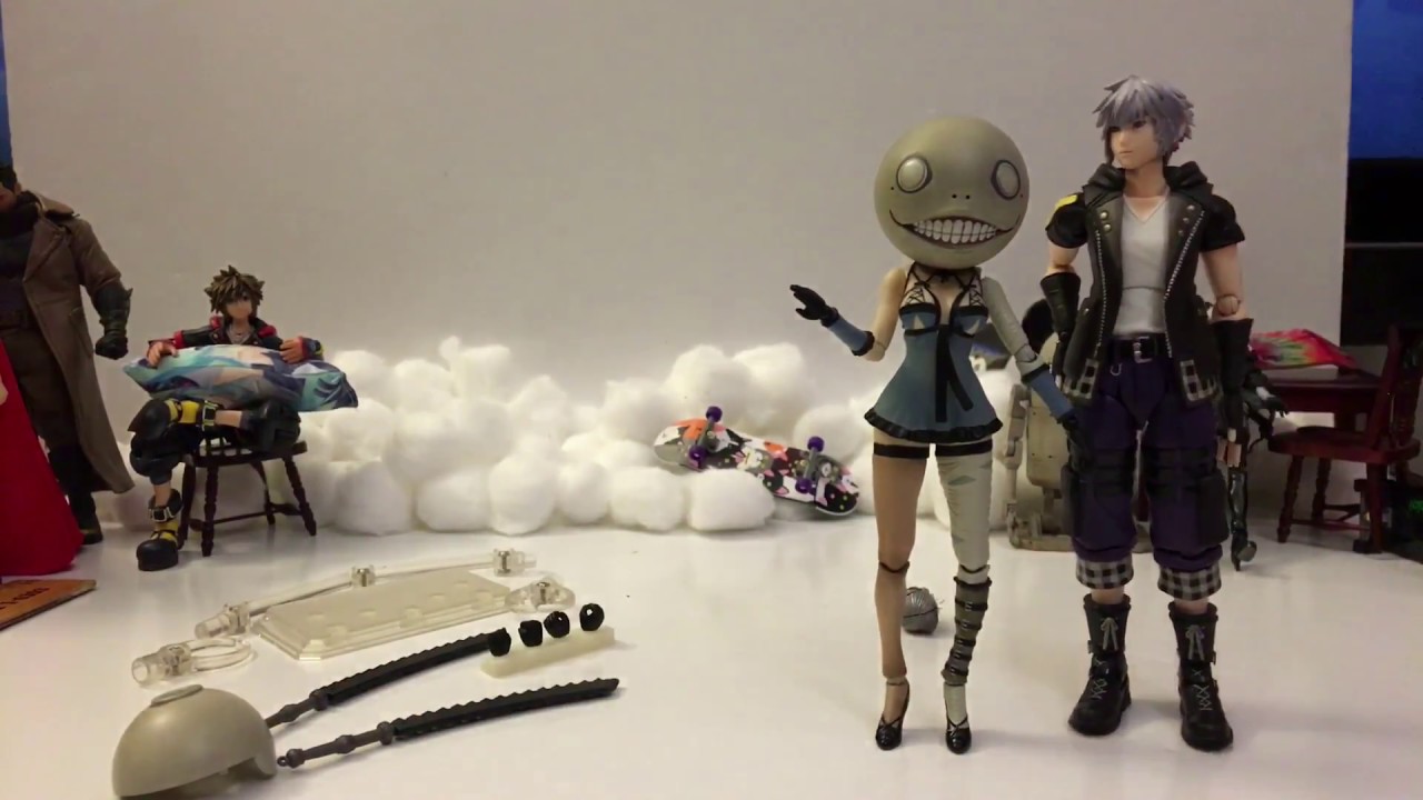 A basic figure review: Bring Arts Nier Replicant Kaine - YouTube
