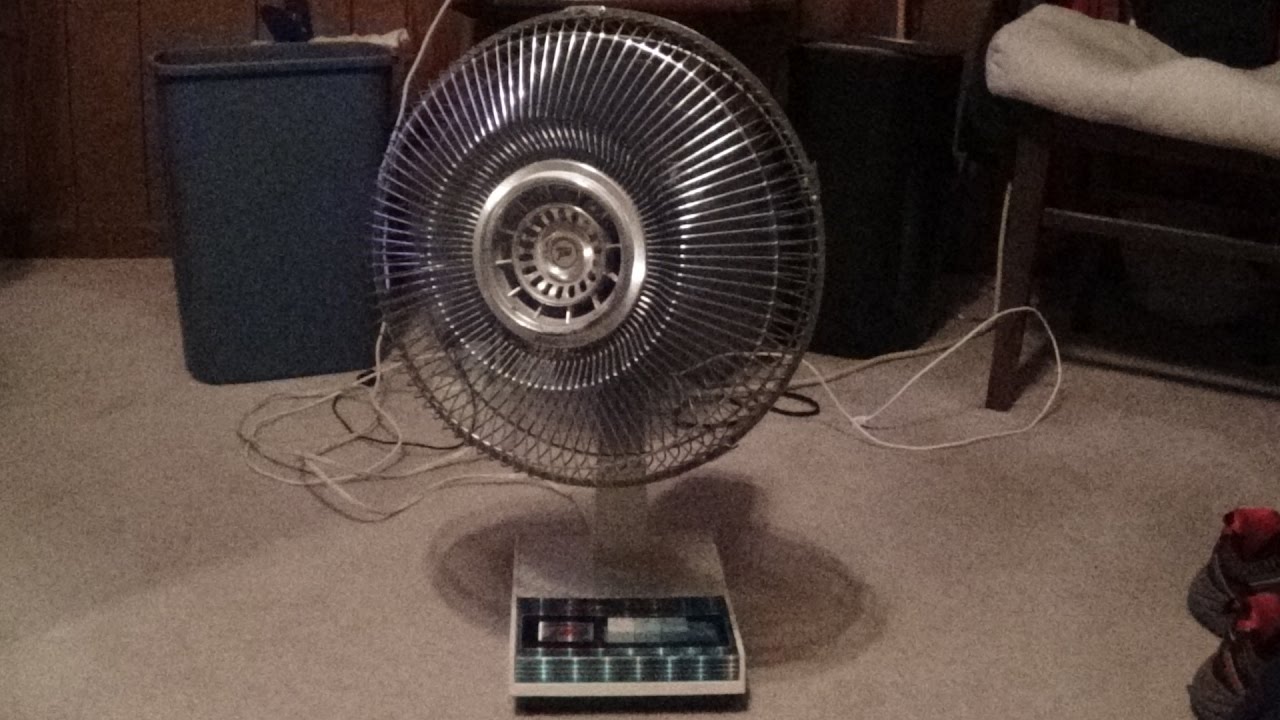 Jab Electronics "Super Deluxe" 12 inch Oscillating Desk Fan - YouTube