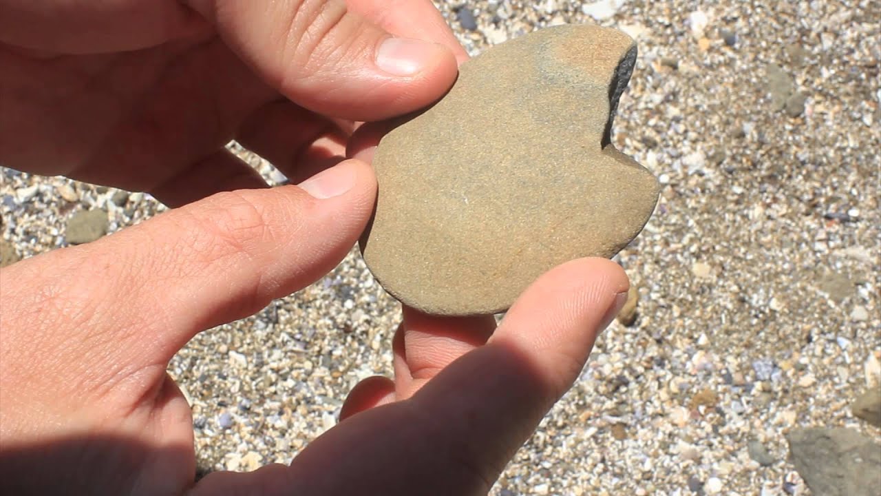 #31 Biface Scraper with Notch - Aboriginal Stone Tools - YouTube