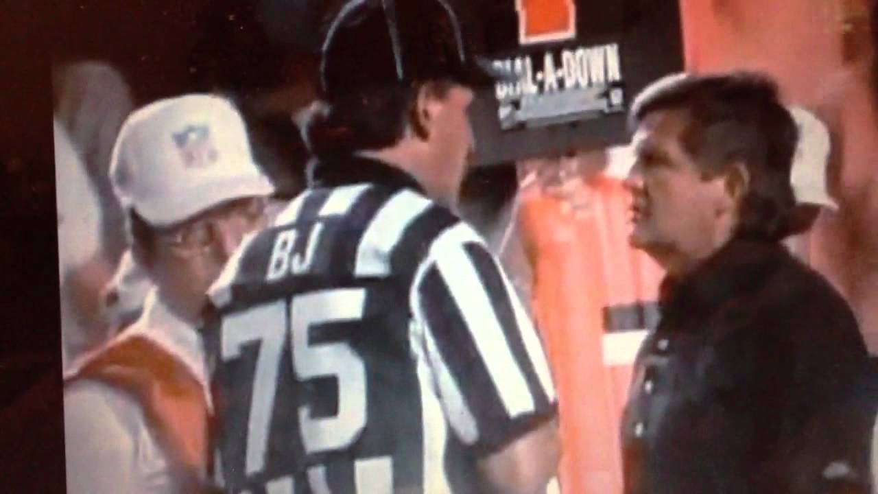 What the NFL Replacement Refs Need to Know (Jerry Glanvill) - YouTube