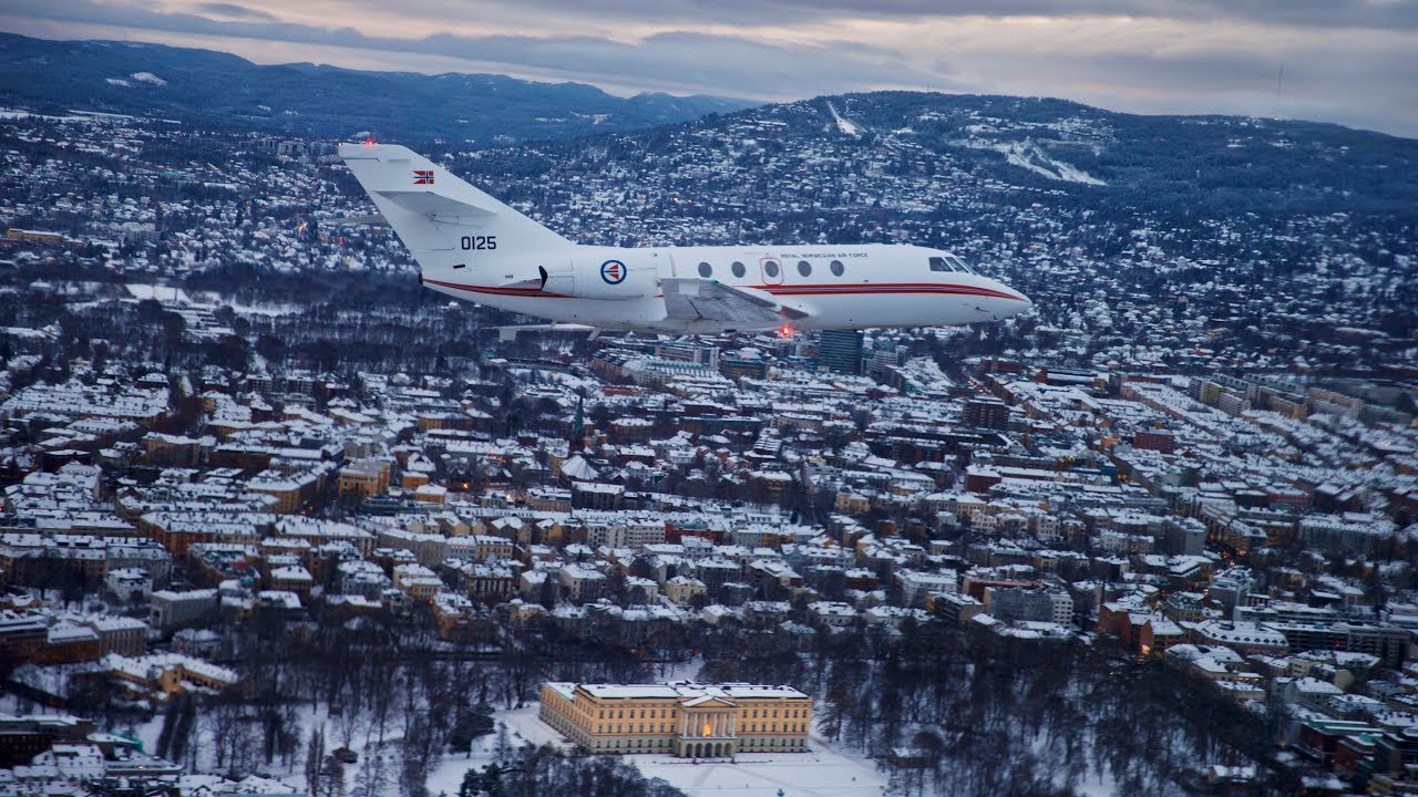 DA-20 Jet Falcon – siste flight - YouTube