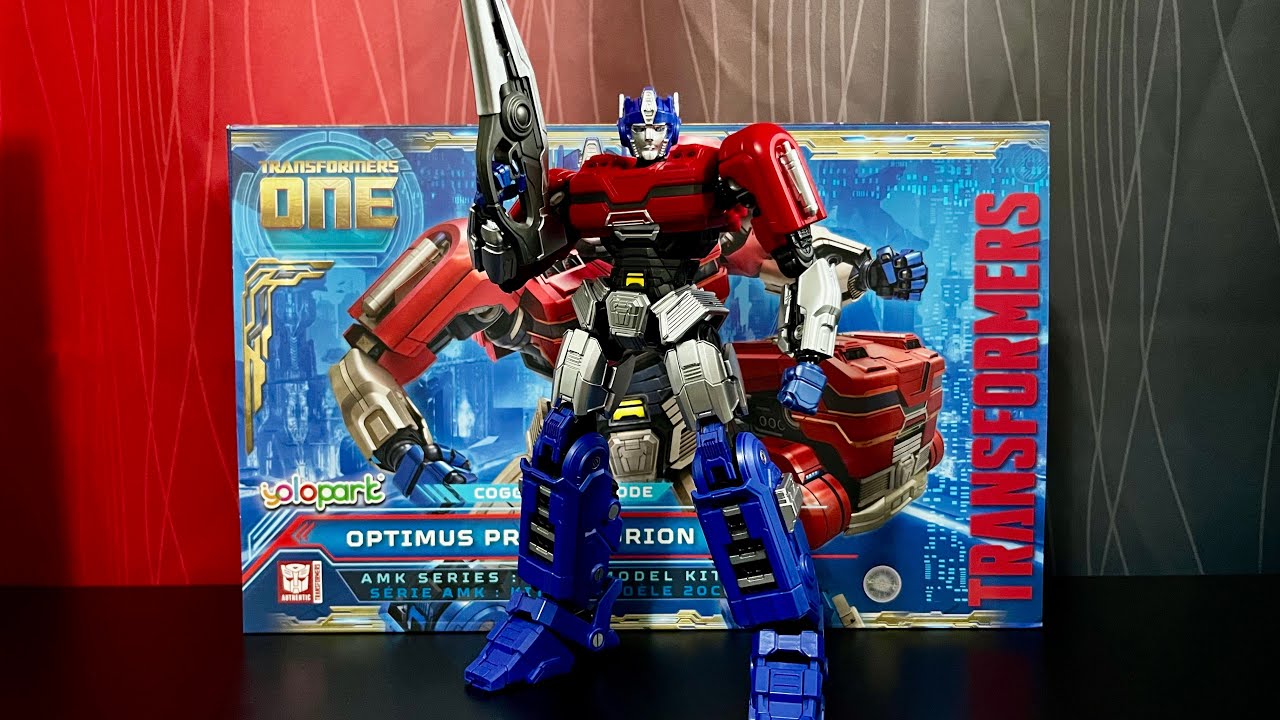 Optimus Prime/Orion Pax Figure Review | YoloPark Transformers One Model ...