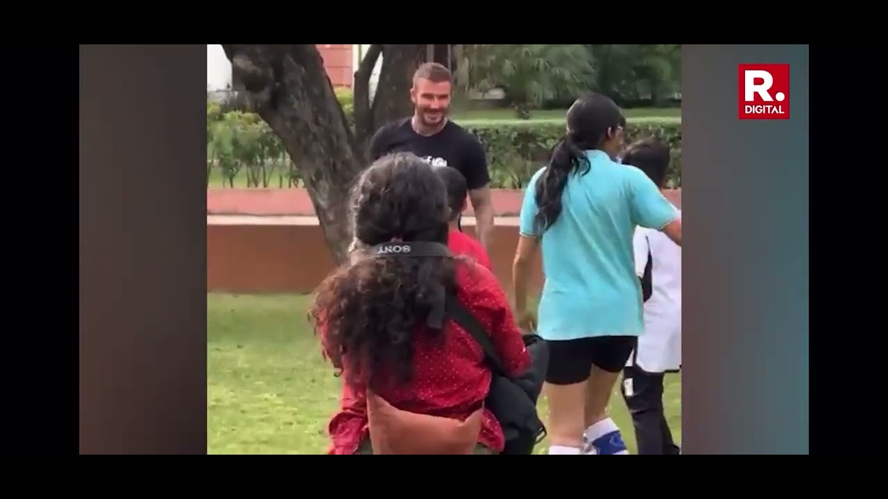 DAVID BECKHAM PLAYING FOOTBALL WITH ANM STUDENTS - YouTube