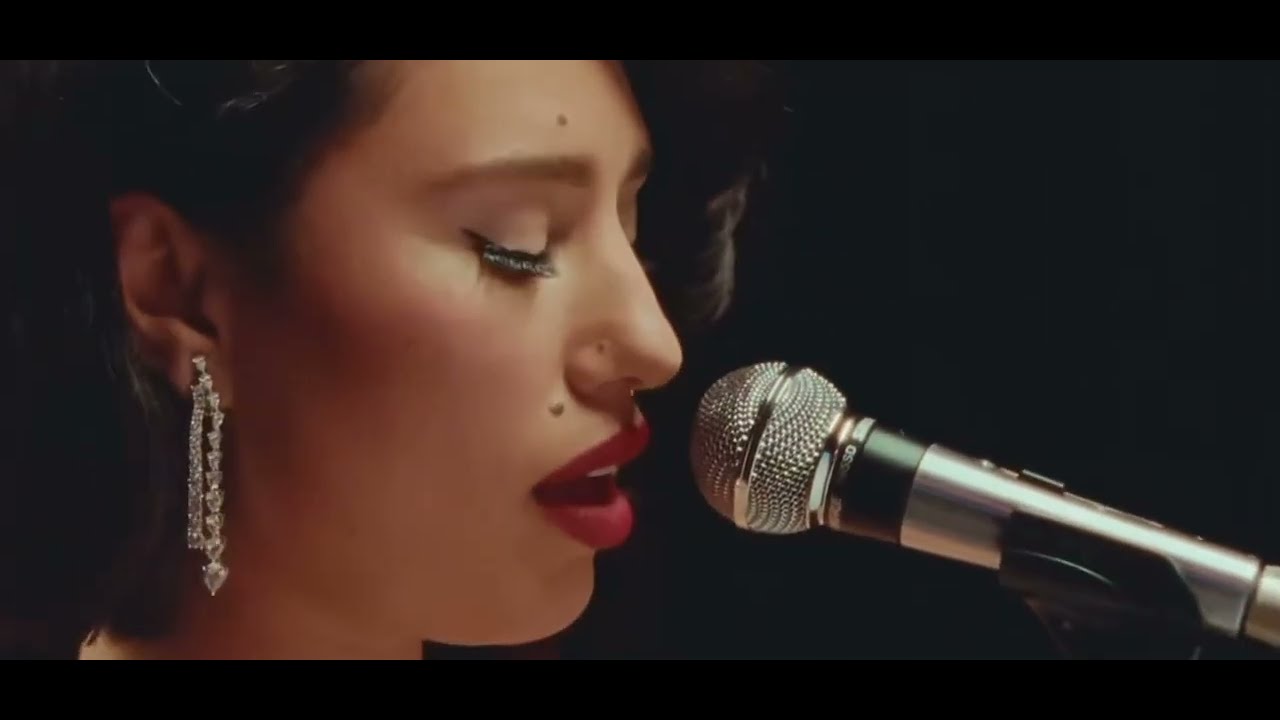 🎵 Moi (Extended Version) full version of moi by RAYE. - YouTube