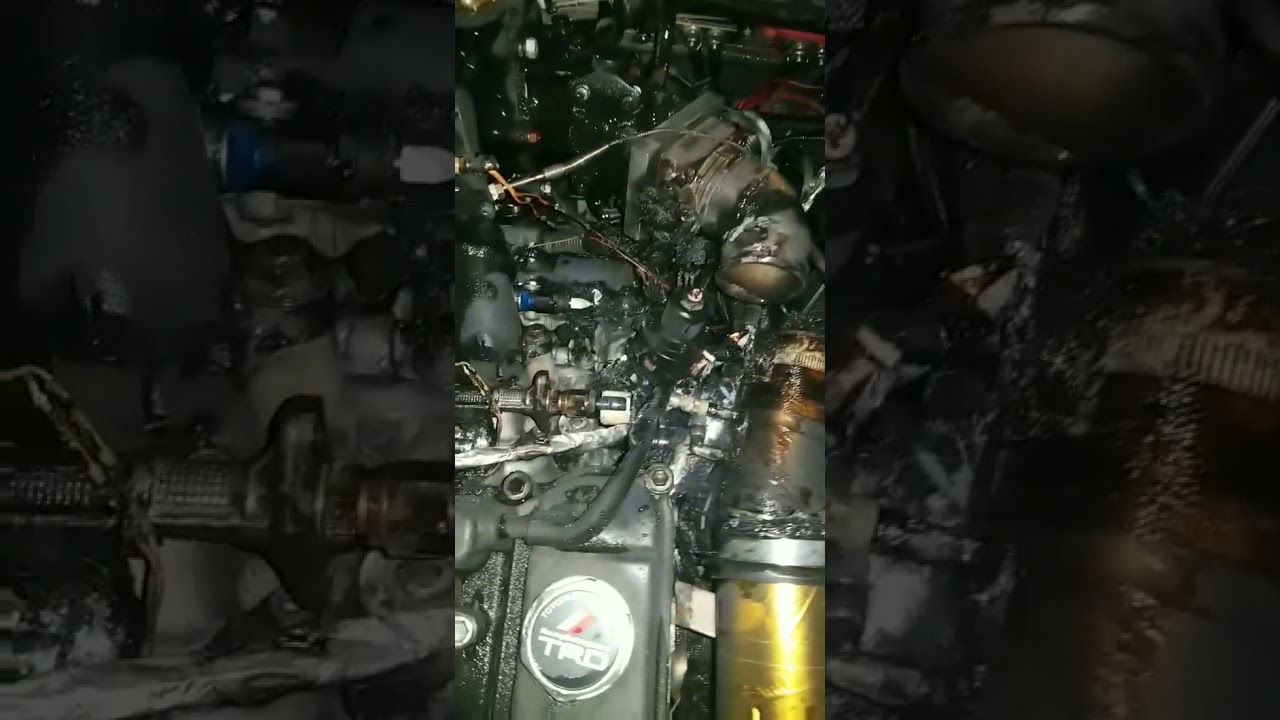 Supercharge+twin turbo engine gone on fire pretty bad - YouTube