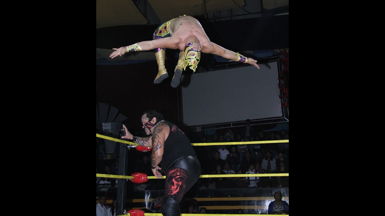 Pirata Morgan y Mr. Electro vs Golden Magic y Pirata Morgan Jr - YouTube