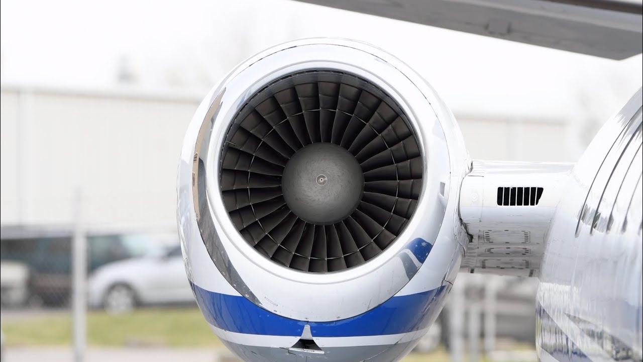 (4K) Cessna Citation II Startup & Takeoff - YouTube