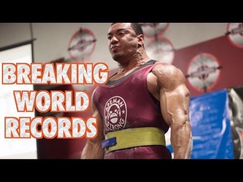 ALL-TIME POWERLIFTING WORLD RECORD BROKEN + 960 LBS SQUAT - YouTube