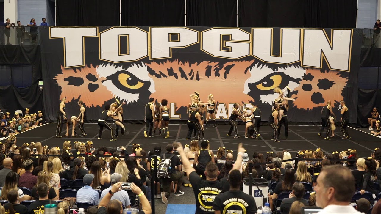 Top Gun OO5 - YouTube