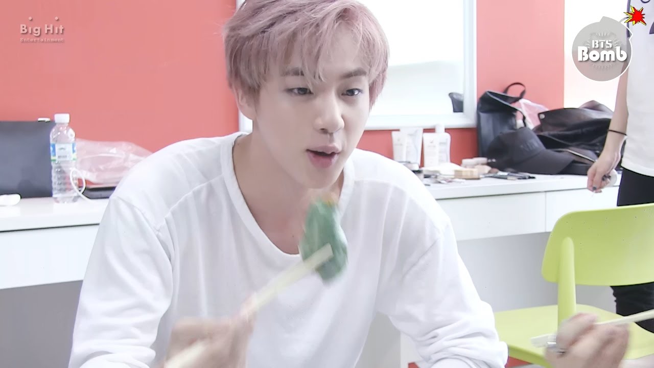 [BANGTAN BOMB] Eat Jin @ BANGTAN BOMB - BTS (방탄소년단) - YouTube