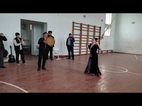 CHIROQCHI MAKTABDA AJOYIB RAQS