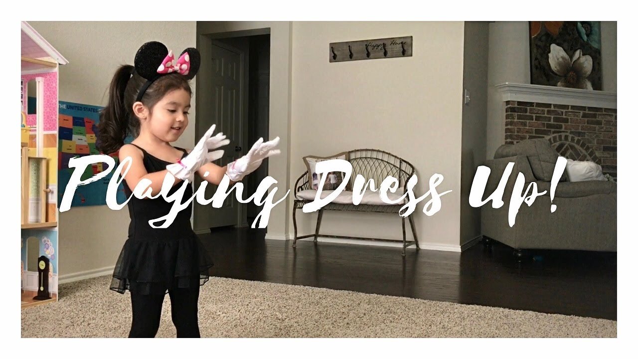 PLAYING DRESS UP | DANCE PARTY! - YouTube