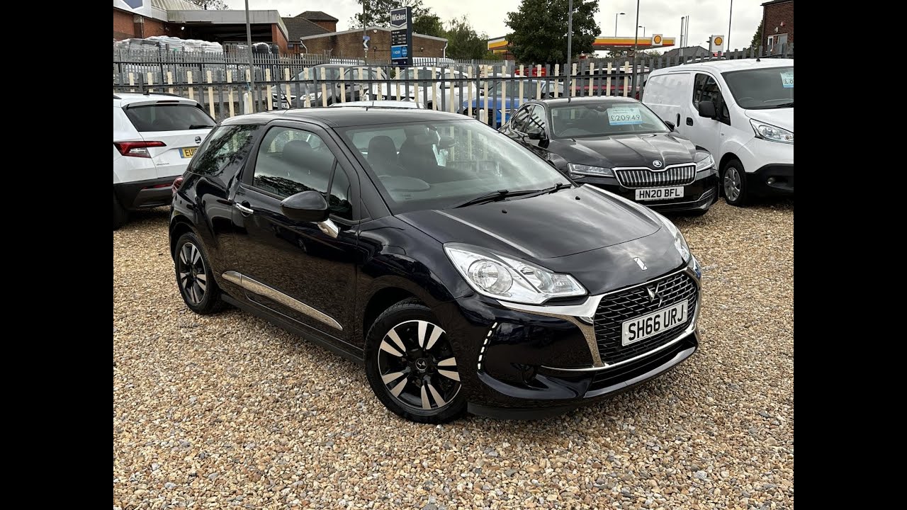 DS 3 1.2 PureTech Chic Euro 6 Petrol Ink Blue - YouTube