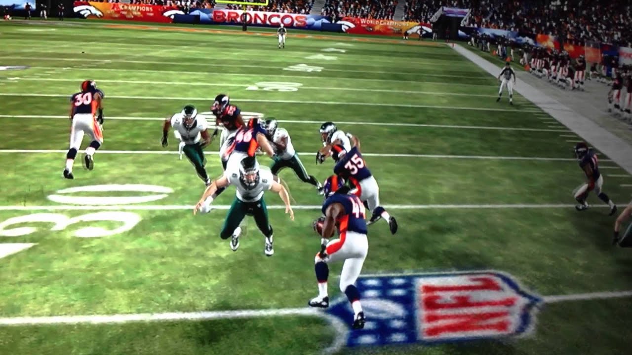 Crazy Lateral Pass On Kick Return. - YouTube