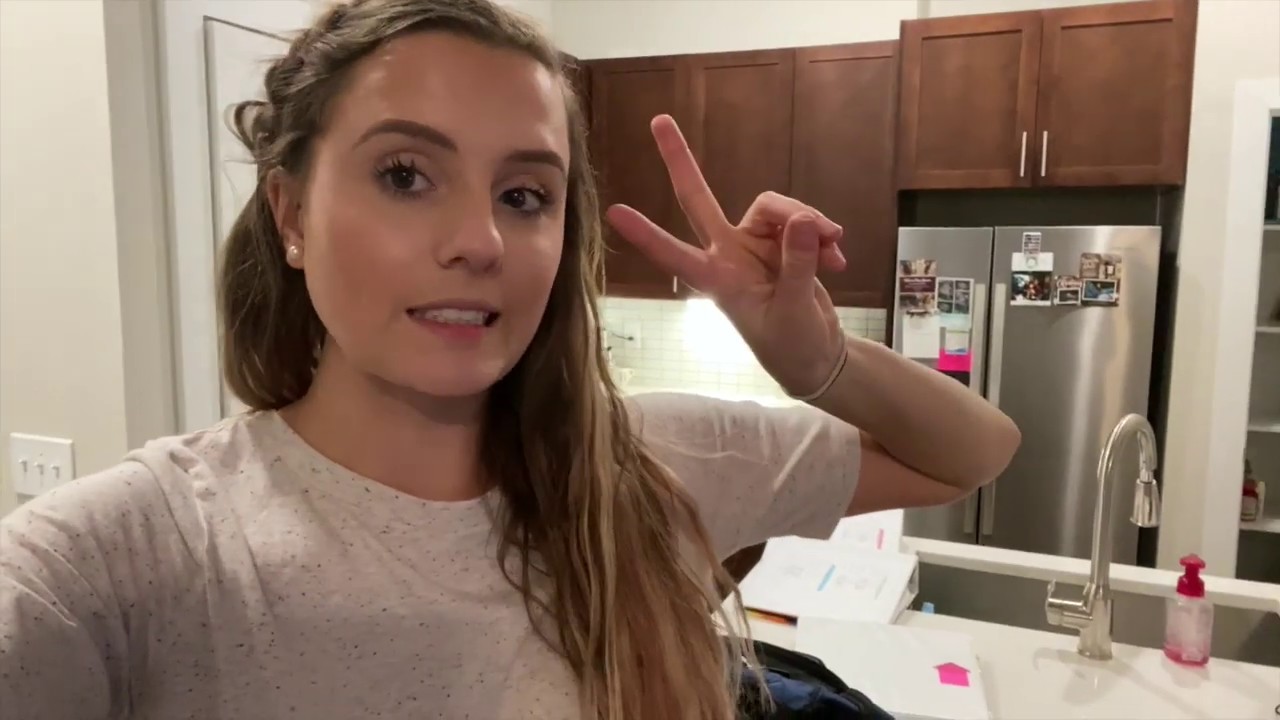 Classroom Setup Day Five // First Year, Second Grade Teacher - YouTube