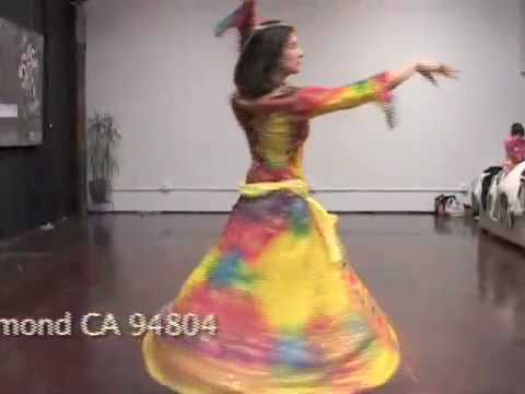Persian Dance (Shahrzad Dance Academy) - YouTube
