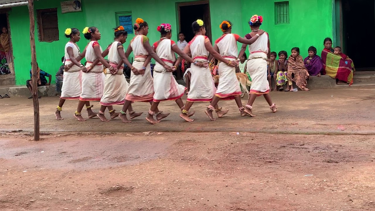 Tribal Dance of Eastern India | GeoEx - YouTube