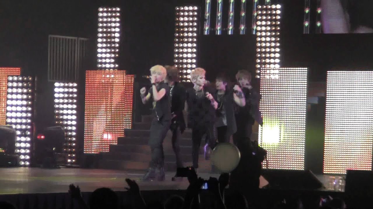 FanCam Shinee-Lucifer KPOP Masters 11/26/11 - YouTube