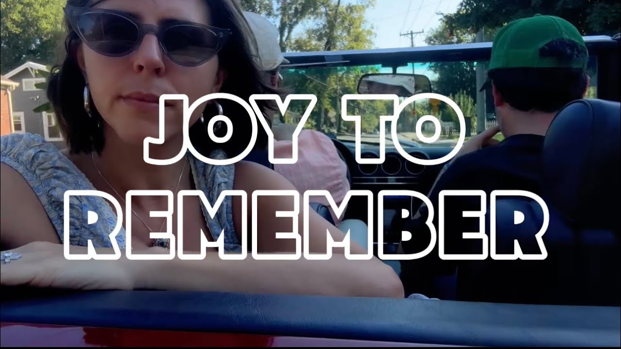 "Joy To Remember" - Jillette Johnson (Official Lyric Video) - YouTube