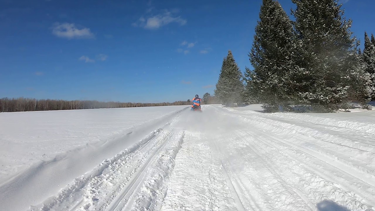 Northern Wisconsin snowmobiling - YouTube