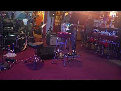 Spike at florence covering robin trower 4/16/25 - YouTube