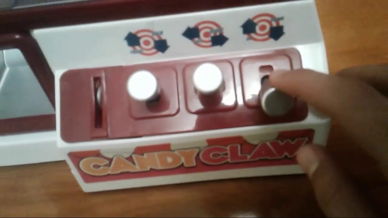 Candy claw machine review - YouTube