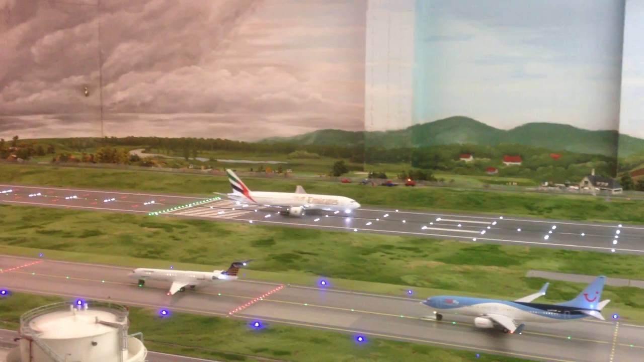 Model Airports - Plane taking off - YouTube