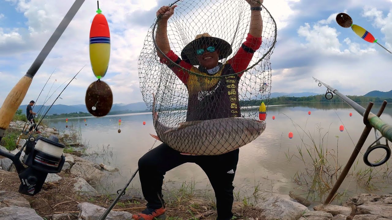 ตีตะกร้อทุ่นลอย แบบสลับฟันปลา ตกหมายธรรมชาติ ได้ผลเกินคาด 💊 Ab-Fishing ...