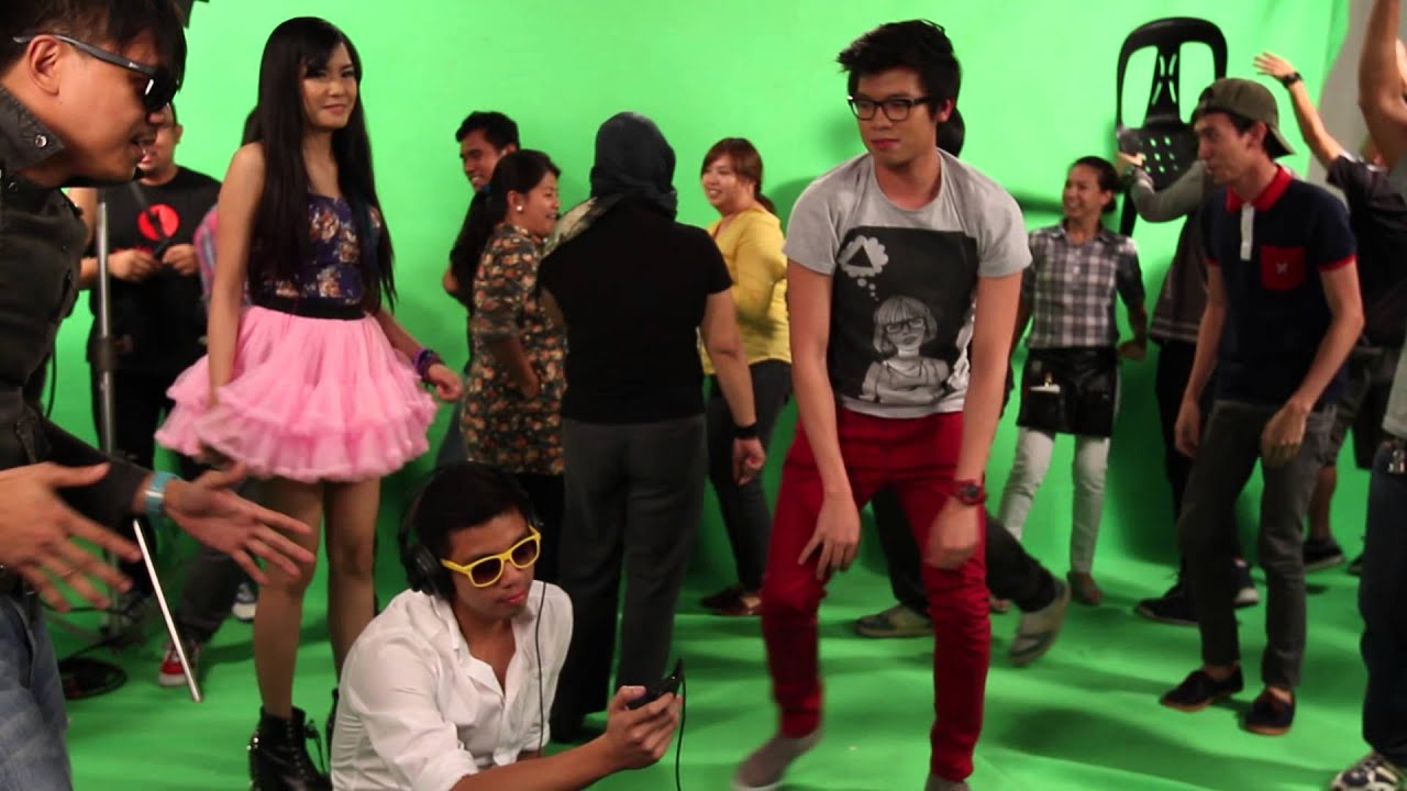 Harlem Shake feat. Kimpoy Feliciano and Myrtle & Yves of PBB - YouTube