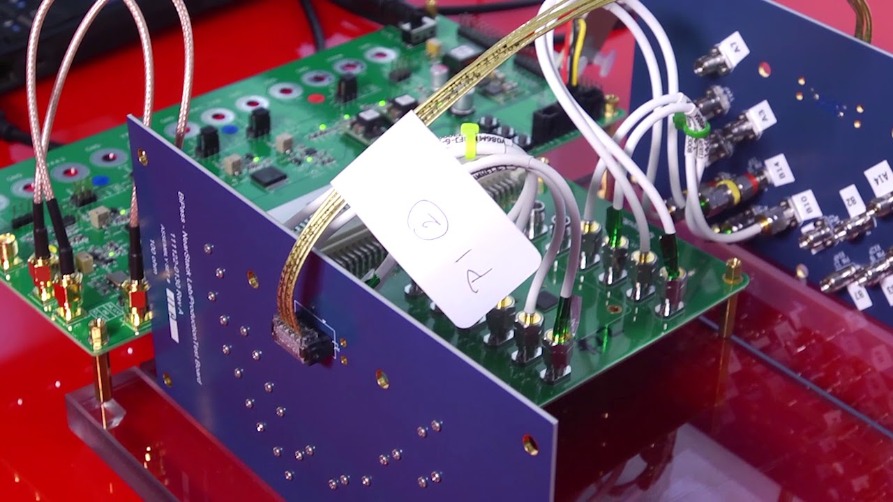 Molex – DesignCon 2018 – NearStack High-Speed Connector System - YouTube