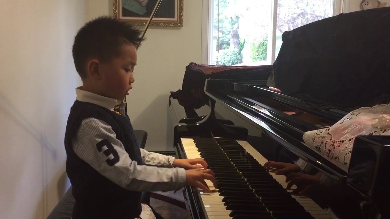 George Wang(5 years) plays Follw the Leader - YouTube
